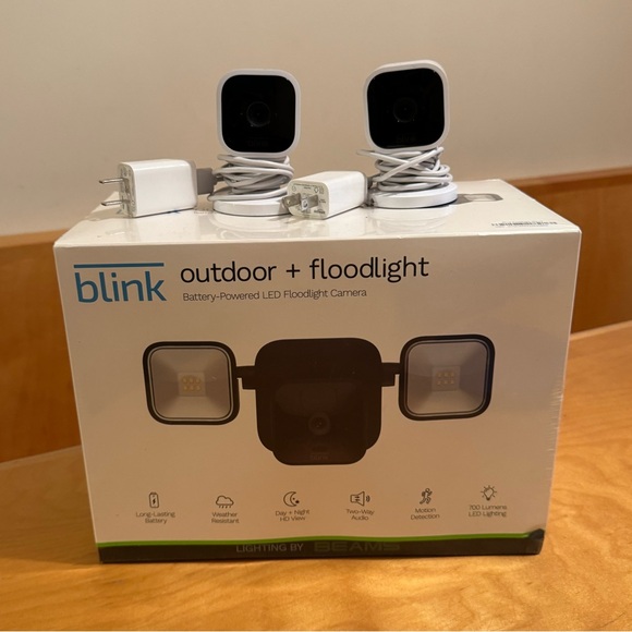 Amazon | Other | New Blink Outdoor Floodlight Camera 2 Indoor Cameras ...